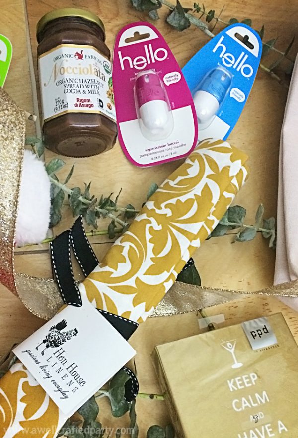 Foodie Stocking Stuffer Gift Guide + Free Gift Card Holder Printable ...